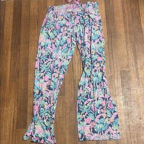 Lilly Pulitzer | Pants & Jumpsuits | Lilly Pulitzer Floral Print ...